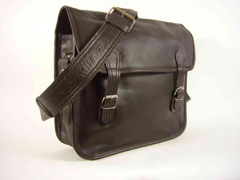 Le choix du sac homme: styles & codes actuels intéressants : ESPRITCUIR