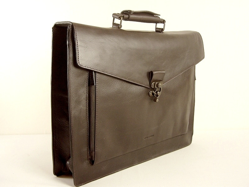 Sac cuir pour ordinateur portable: Lequel choisir?